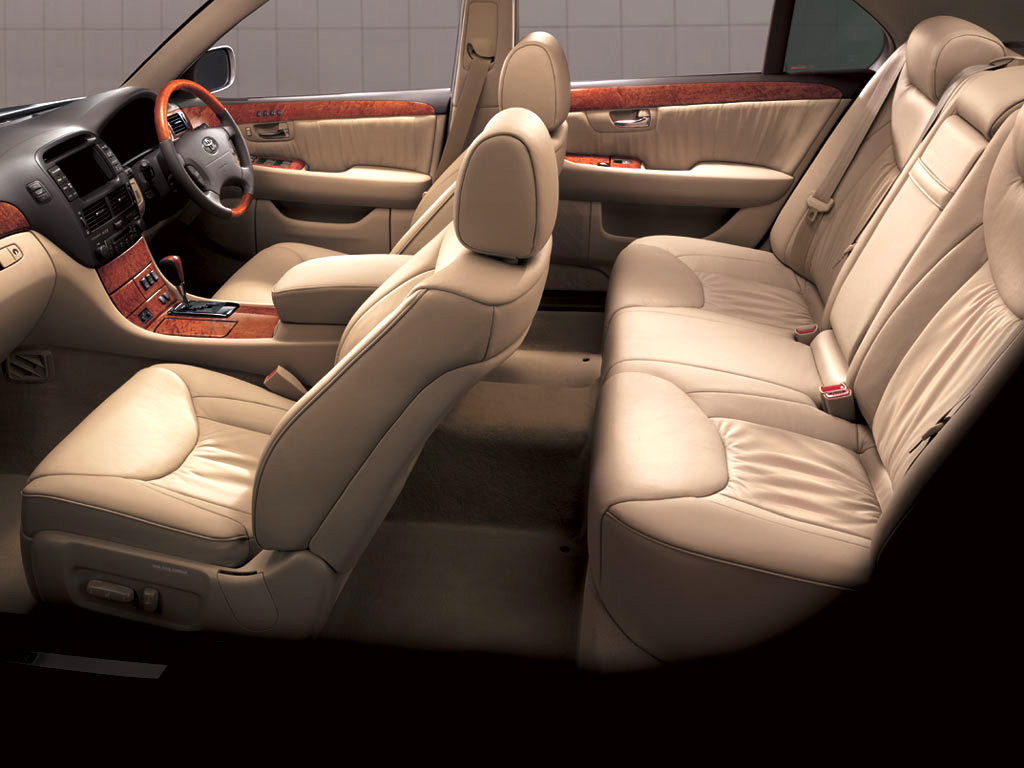 Toyota Celsior technical specifications and fuel economy